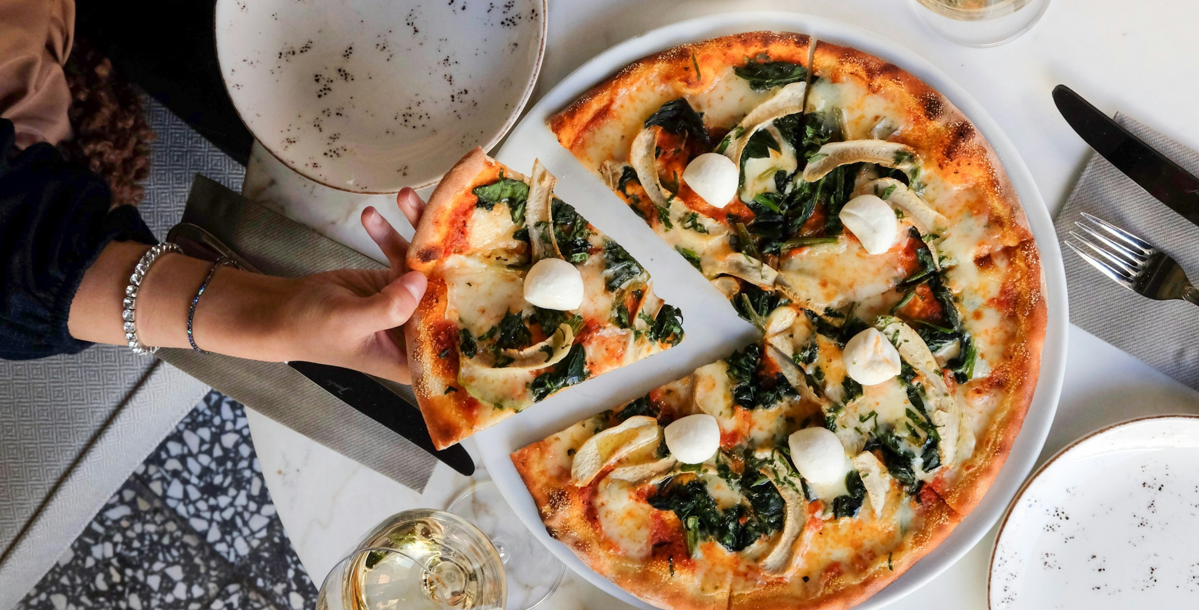 The Ultimate Guide to Food Delivery in Pakistan | Lahori Eats Blog ...
